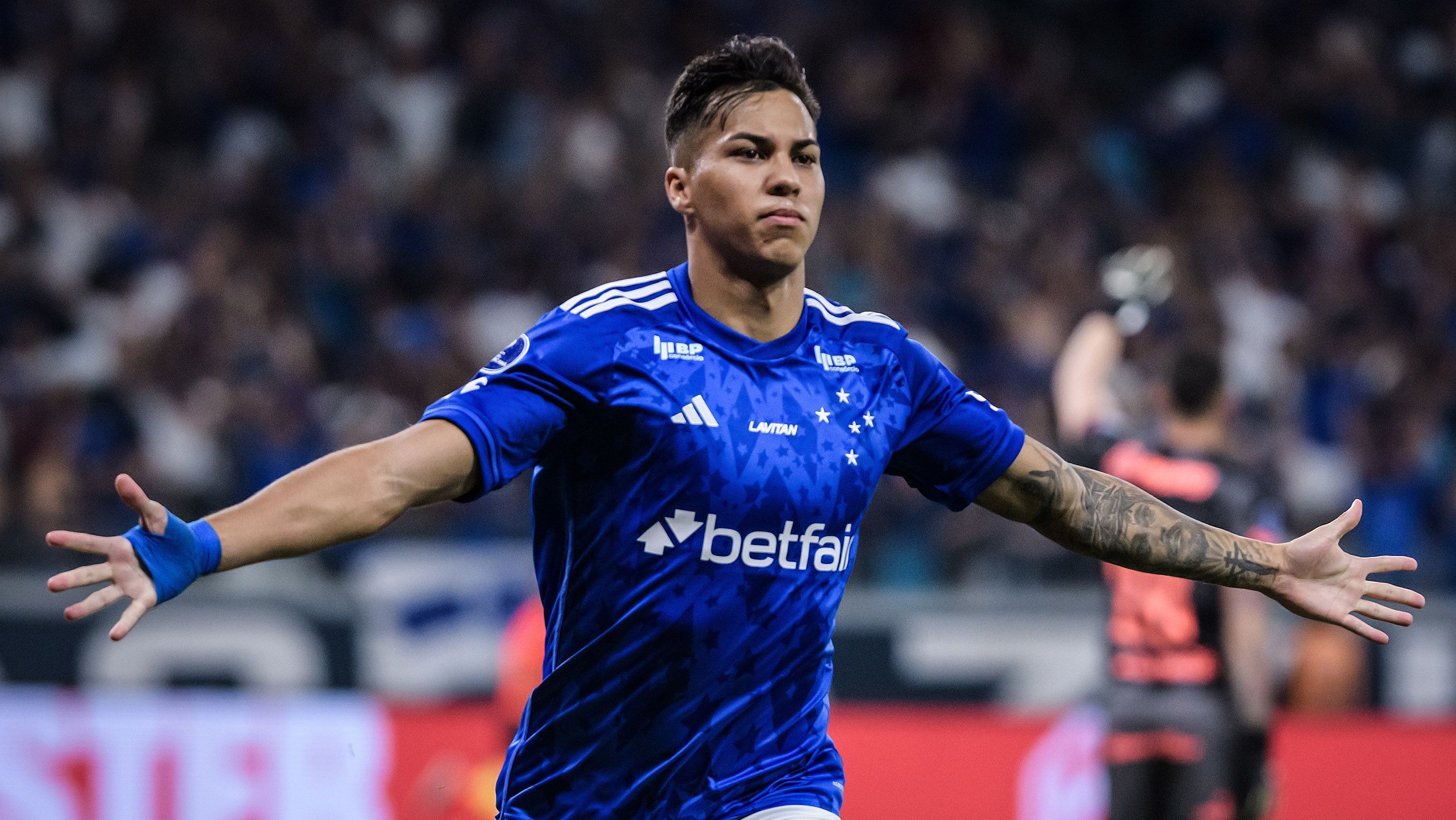 Cruzeiro renova parceria com fornecedor em "maior contrato da história ...