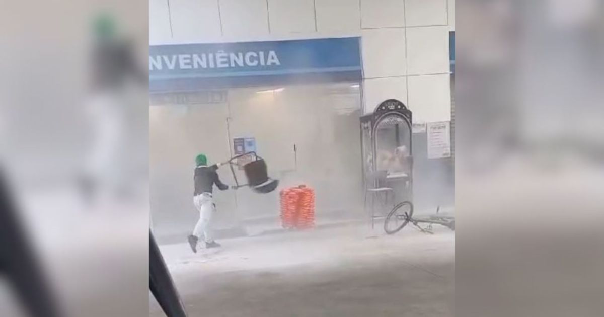 "Coringou": revoltado com demissão, homem destrói posto no Paraná; veja ...