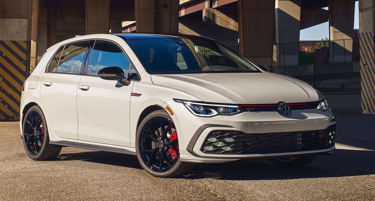 Ele vai voltar! Volkswagen confirma novo Golf GTI para o Brasil | CNN ...