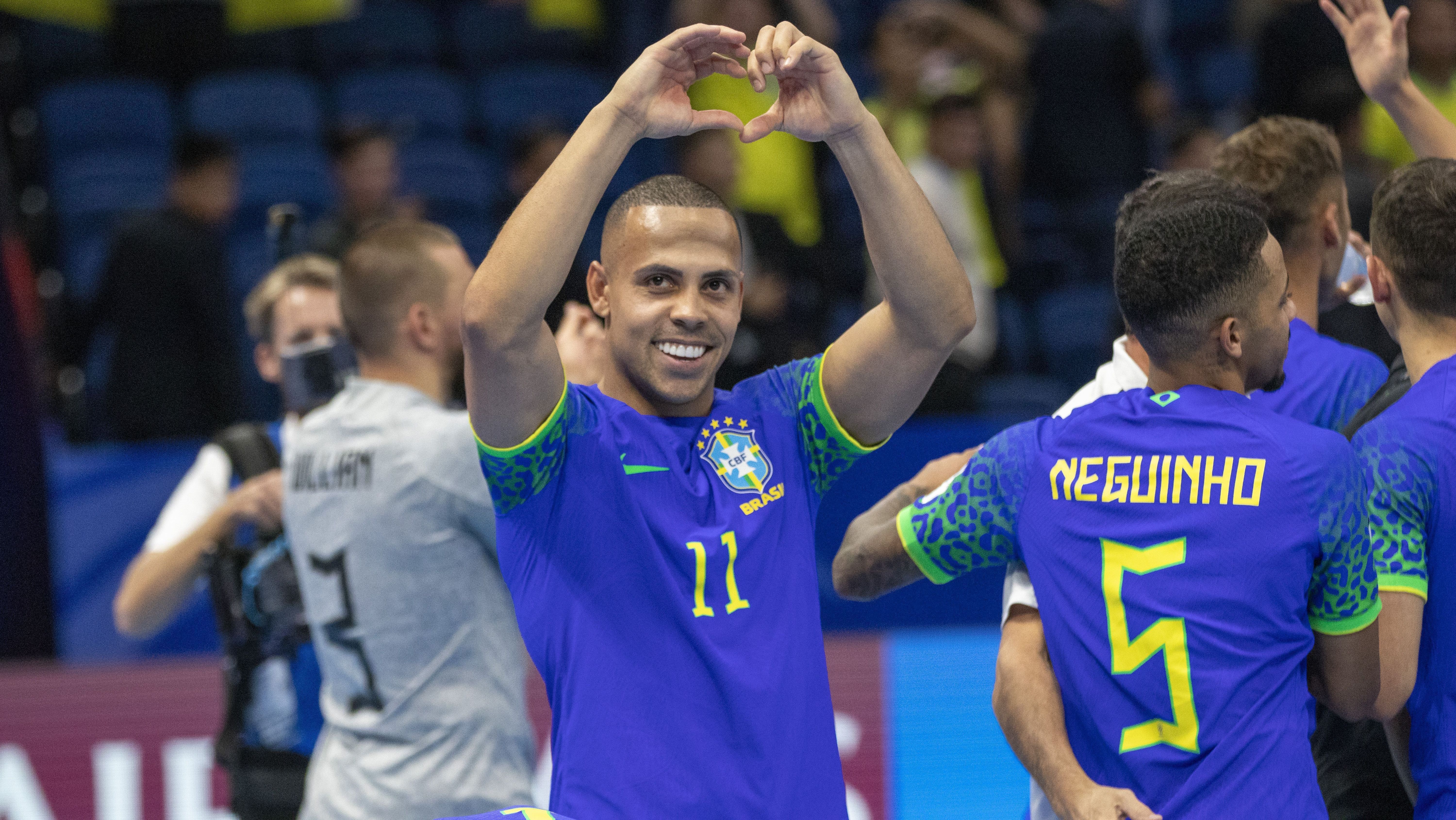 Ferrão projeta decisão contra a Argentina na Copa do Mundo de Futsal ...
