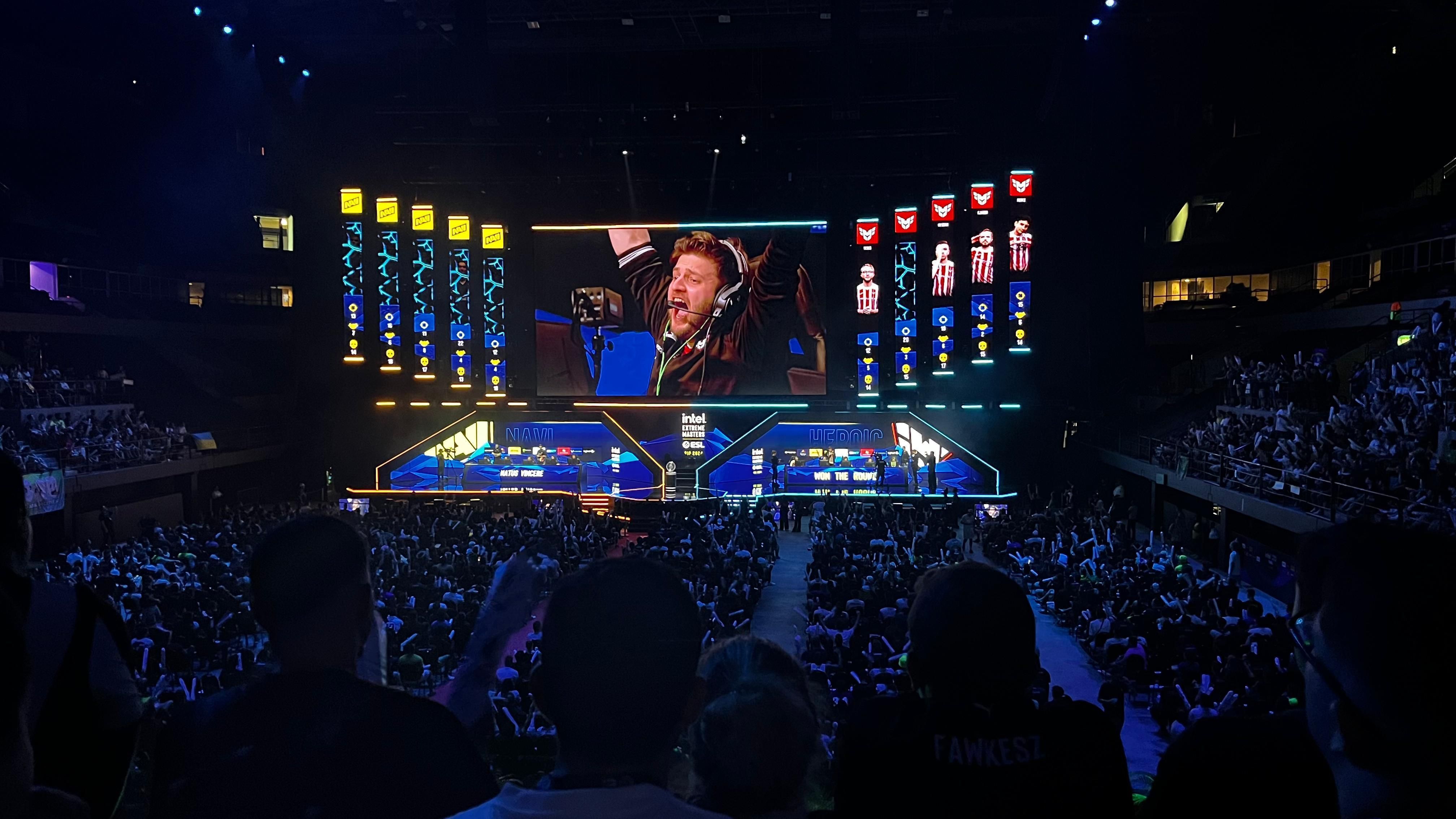 IEM Rio: NAVI vence a HEROIC em uma partida emocionante e vai à final | CNN Brasil