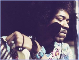 Músicas inéditas e recibos de lavanderia de Jimi Hendrix vão a leilão ...