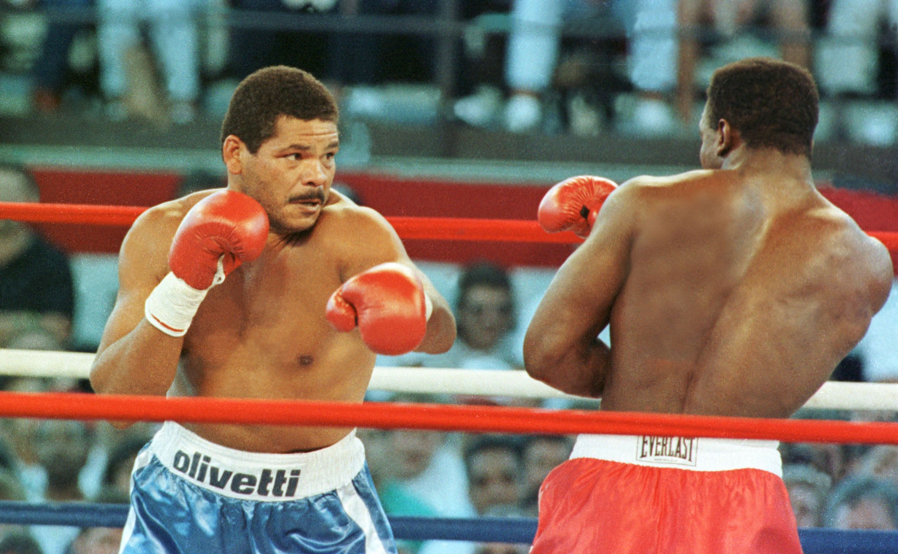 Veja imagens da carreira de Maguila, lenda do boxe brasileiro | CNN Brasil