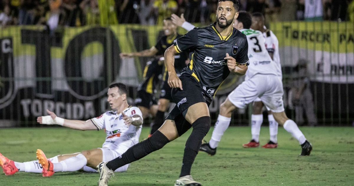 Final da Série C: Volta Redonda vence Athletic e larga na frente | CNN ...