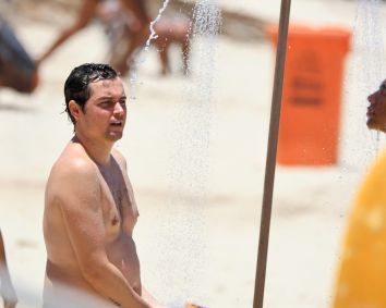 Felipe Dylon, do hit "Musa do Verão", é visto em praia do Rio; veja ...