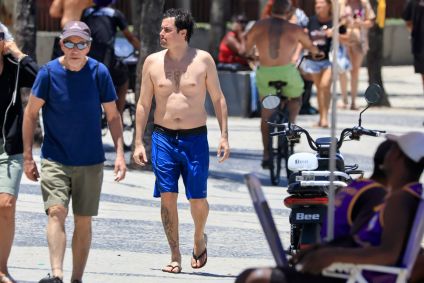 Felipe Dylon, do hit "Musa do Verão", é visto em praia do Rio; veja ...