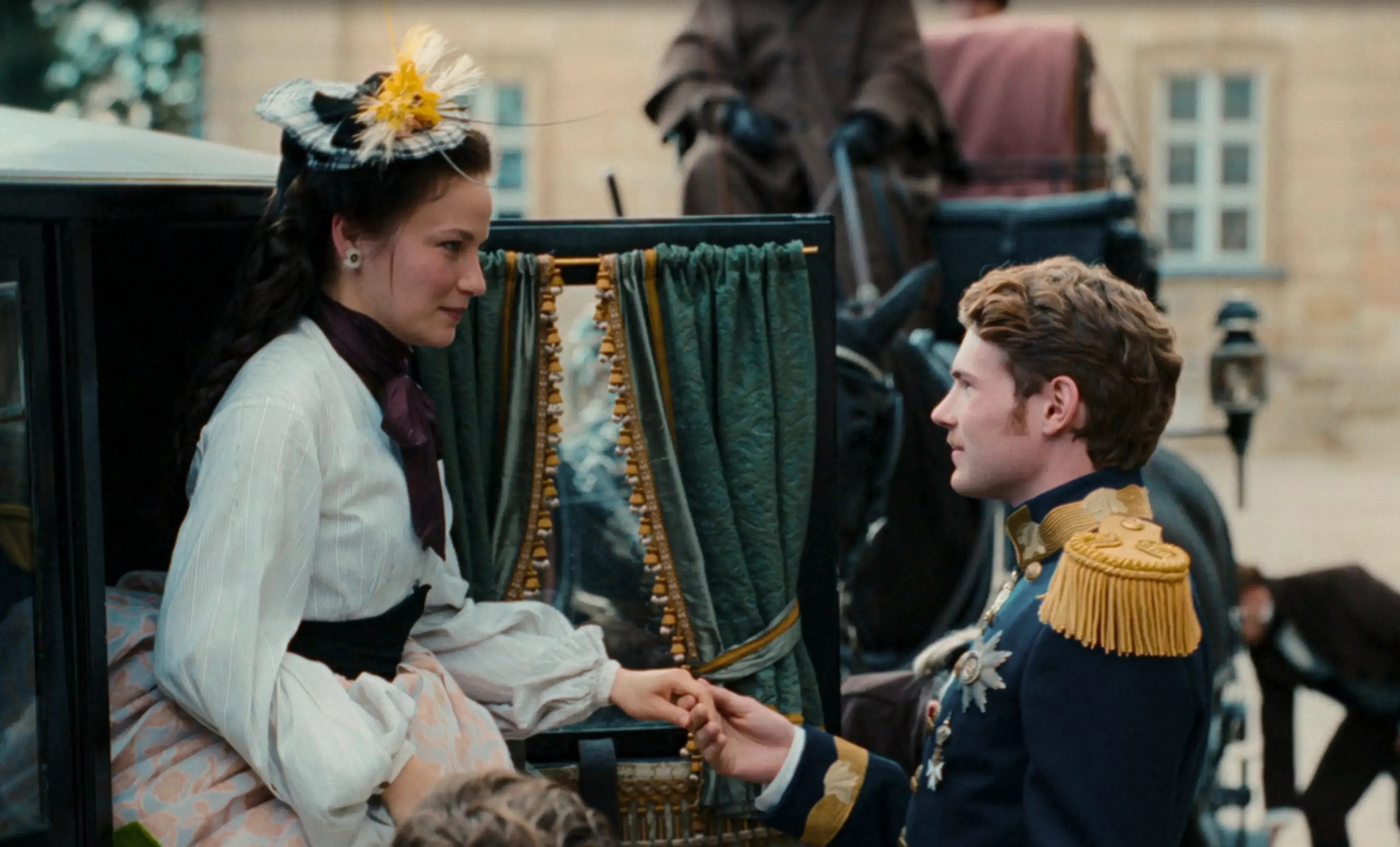 "A Imperatriz" ganha novos episódios após 2 anos; relembre a primeira ...