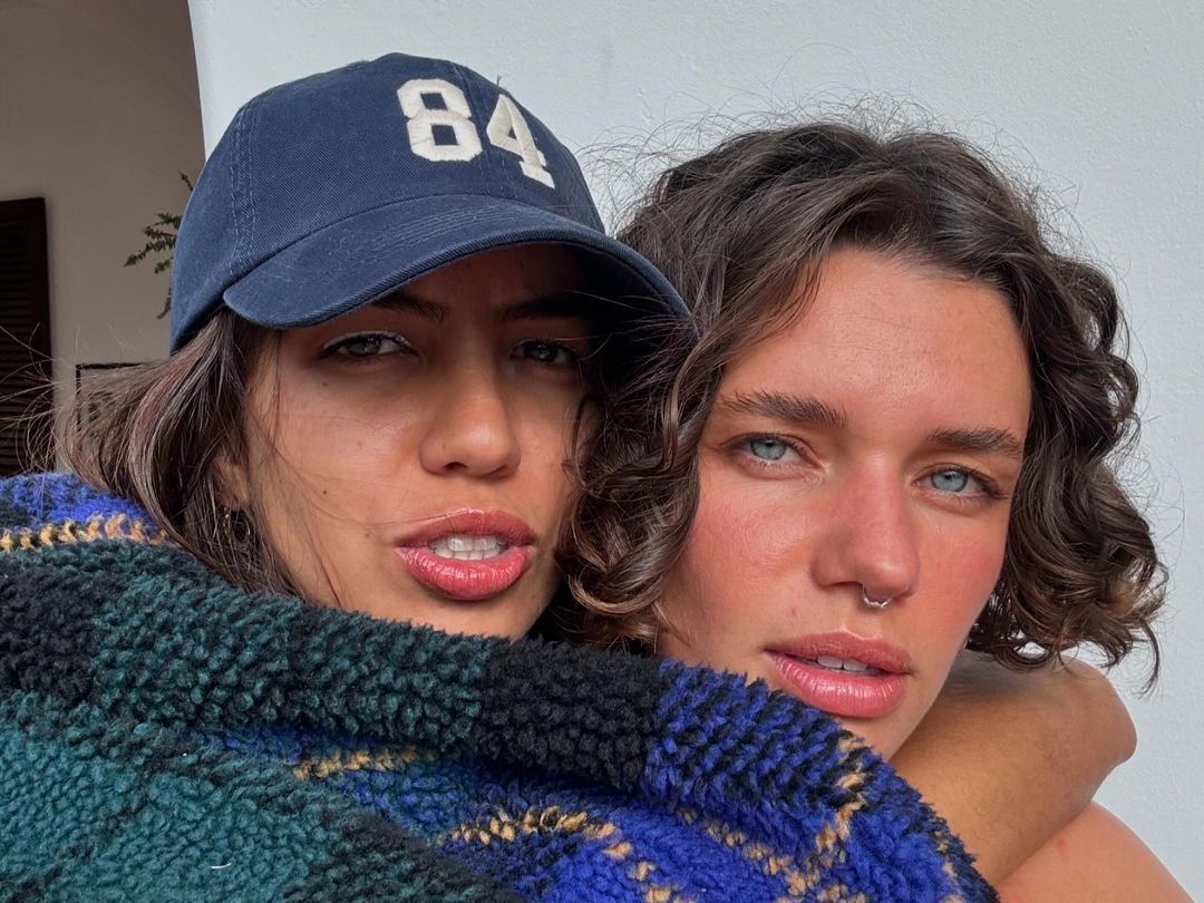 Bruna Linzmeyer se declara à namorada: "Aprendo com ela" | CNN Brasil