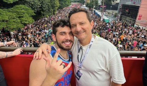 Gustavo Mioto se emociona com homenagem do pai: "Vamos até onde der ...