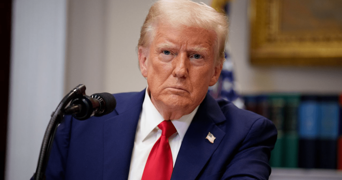 Trump diz ter ordenado ataques aéreos contra o Estado Islâmico na ...
