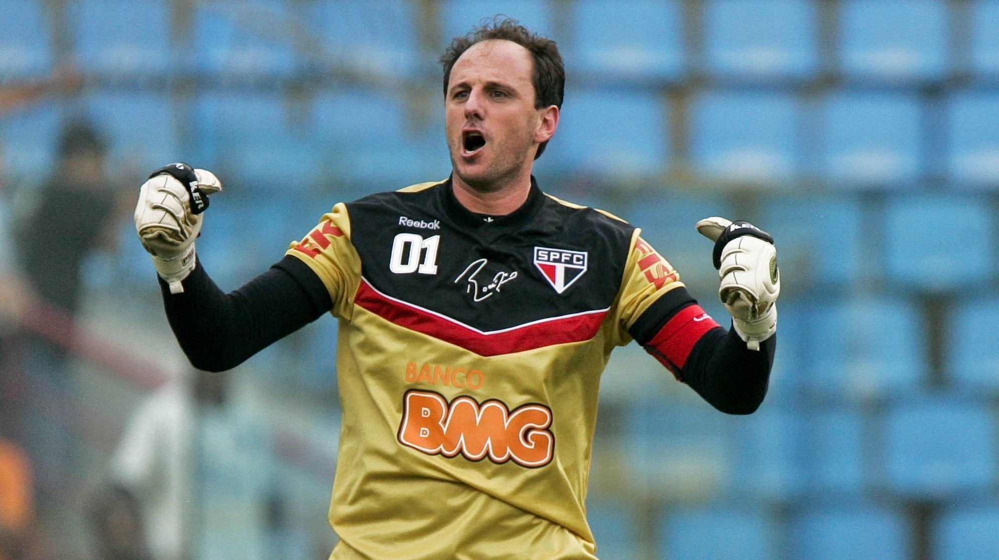 Rogério Ceni elege o melhor batedor de faltas do futebol brasileiro ...