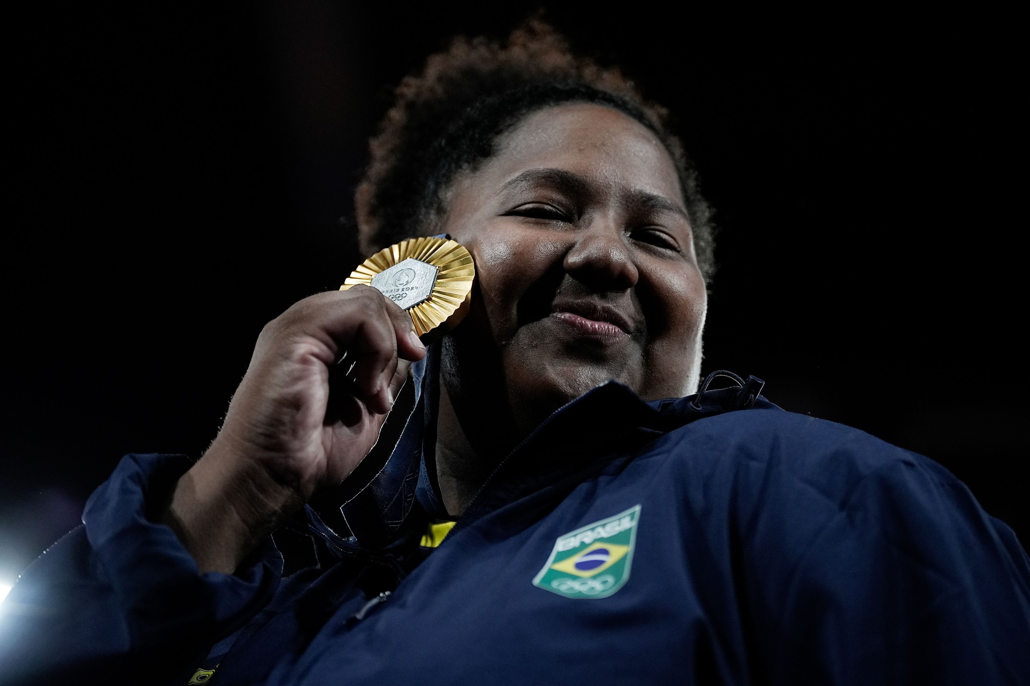 Campeã olímpica brasileira assume liderança do ranking mundial de judô ...