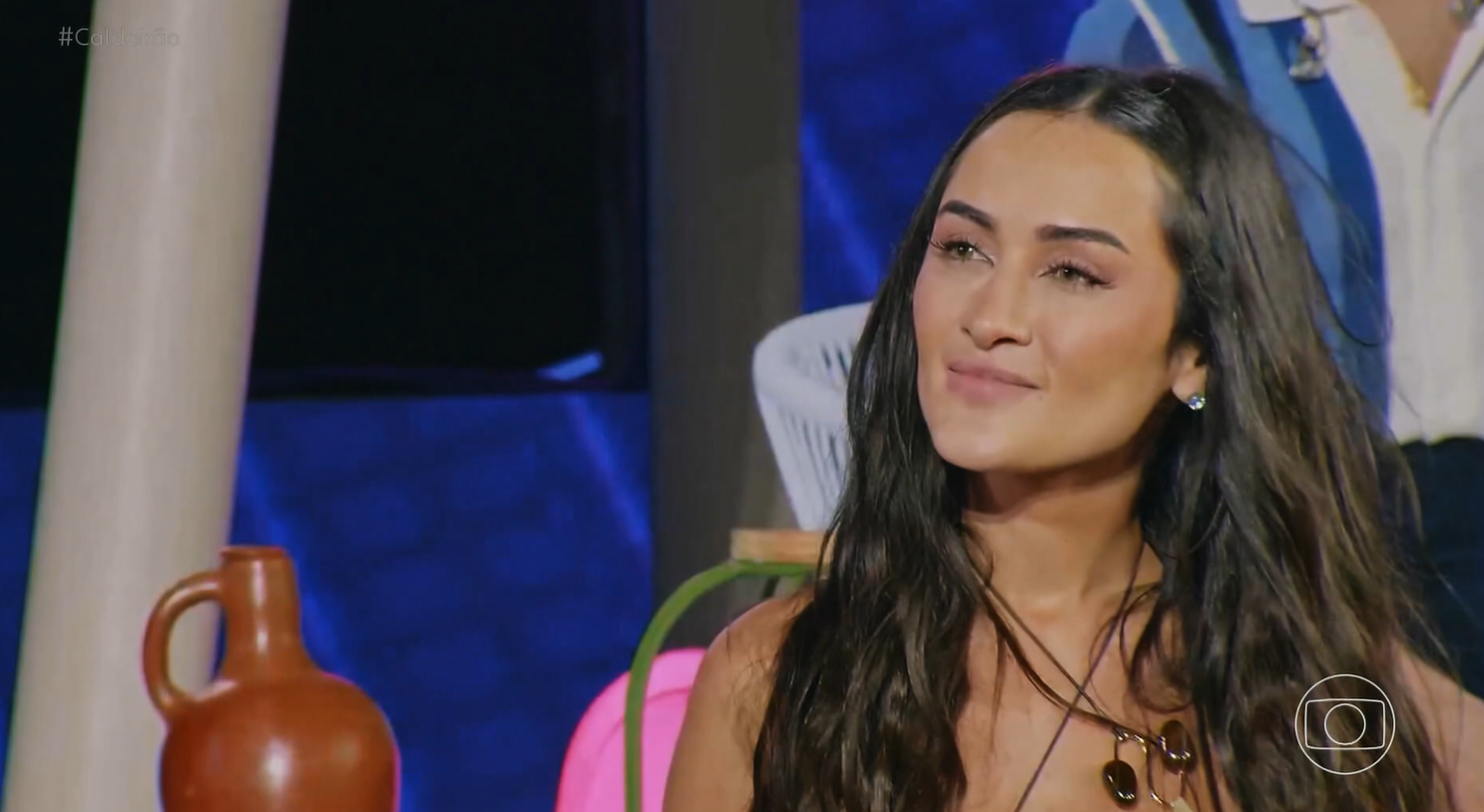 Após paralisia de Bell, Gabi Melim retorna ao palco e se apresenta na ...