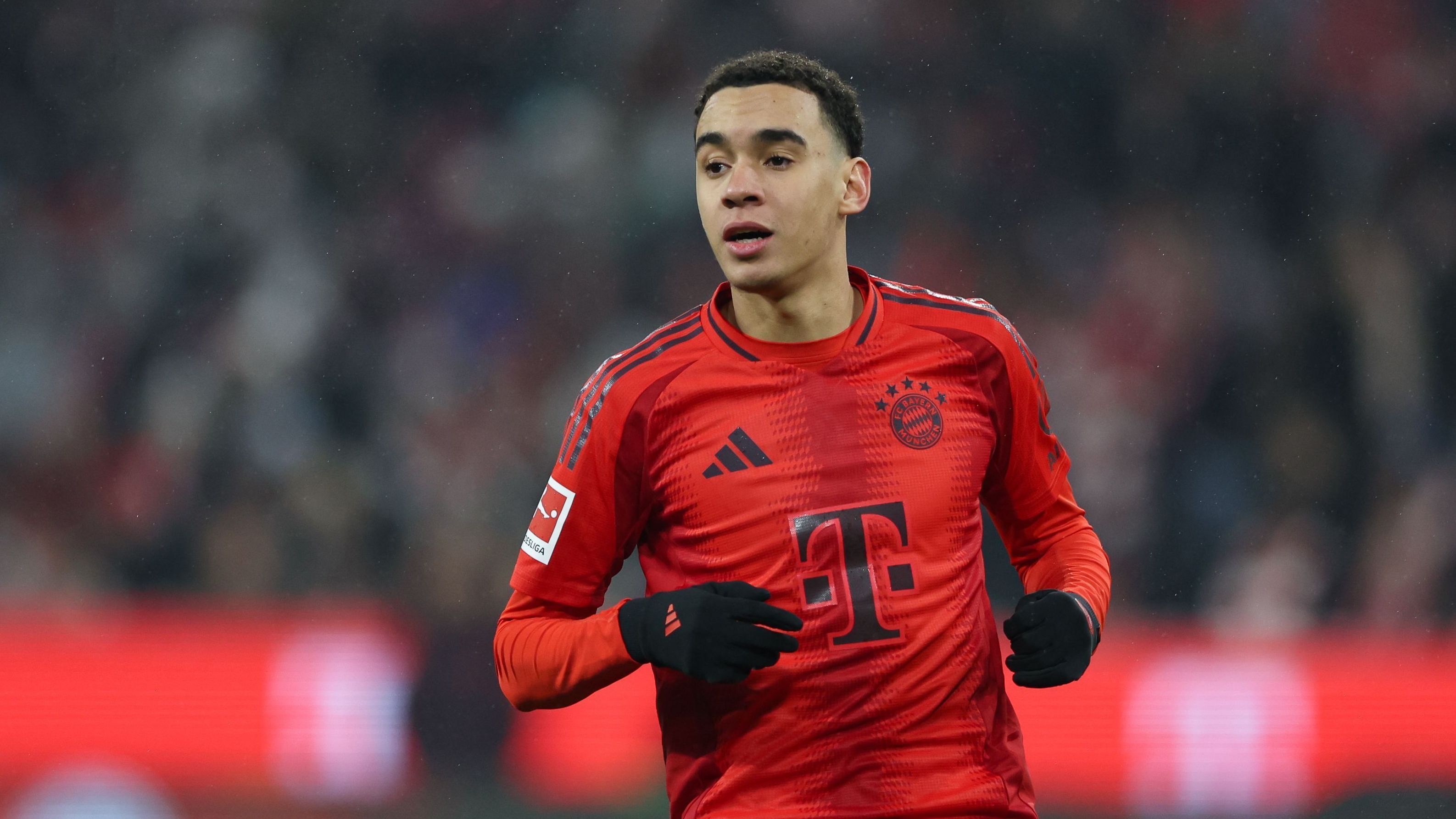 Musiala, do Bayern de Munique, assina novo contrato até 2030 | CNN Brasil