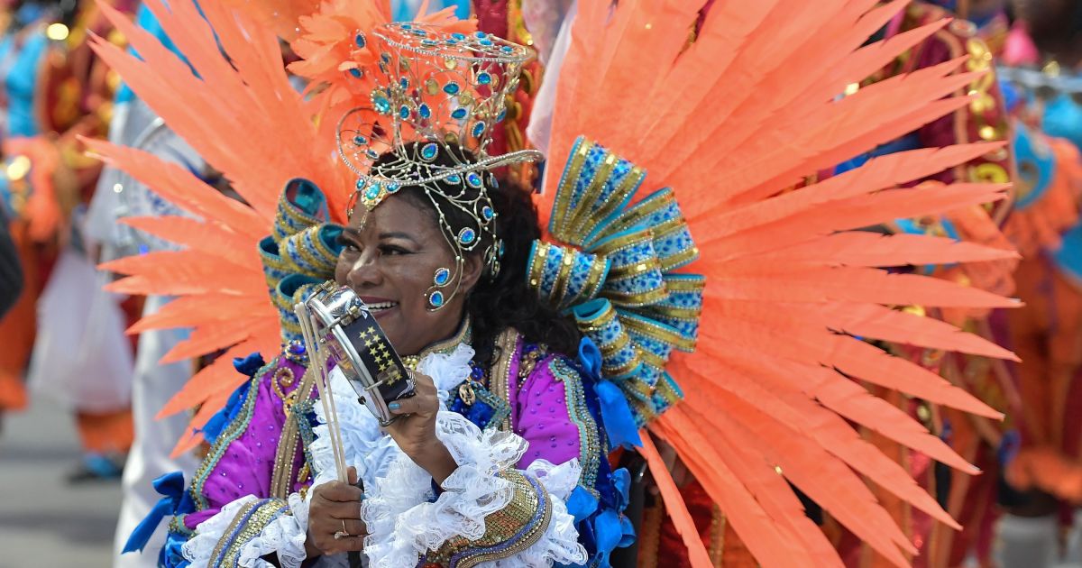 Carnaval no Rio: confira quais escolas desfilam nesta segunda (16 ...