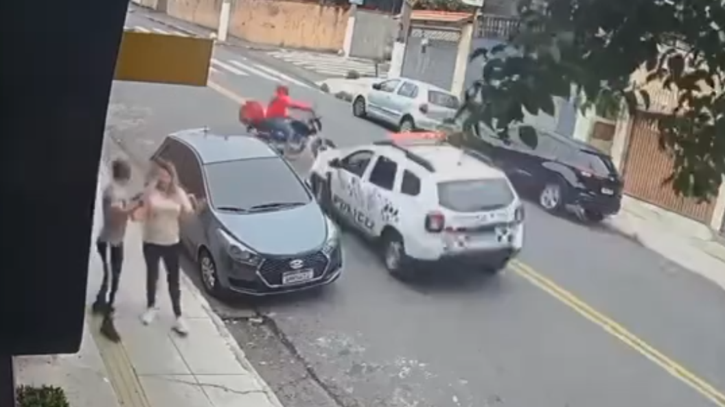 Vídeo: homem é baleado durante tentativa de assalto na zona Sul de SP | CNN Brasil