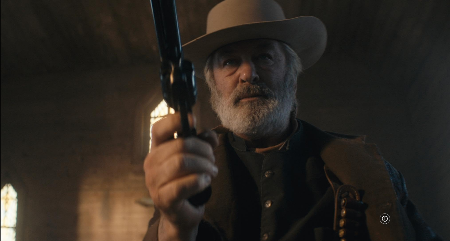 "Rust": 3 anos após tiroteio, novo trailer mostra Alec Baldwin como bandido | CNN Brasil