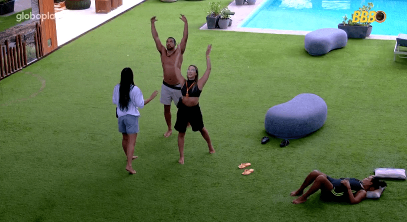 BBB25: Maike aprende balé com Eva e Renata | CNN Brasil