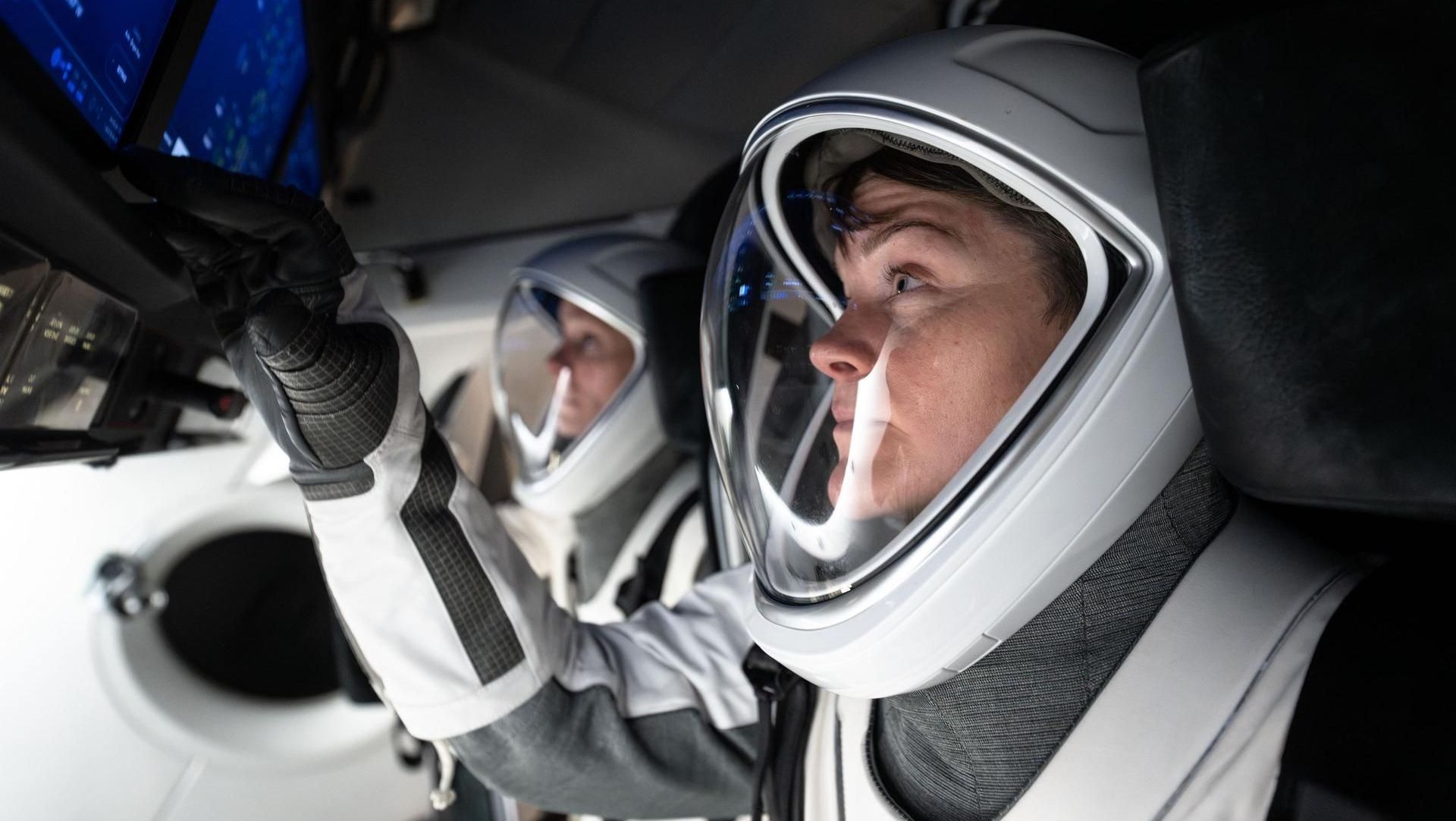 Missão Crew-10 será lançada para render astronautas da Starliner ...