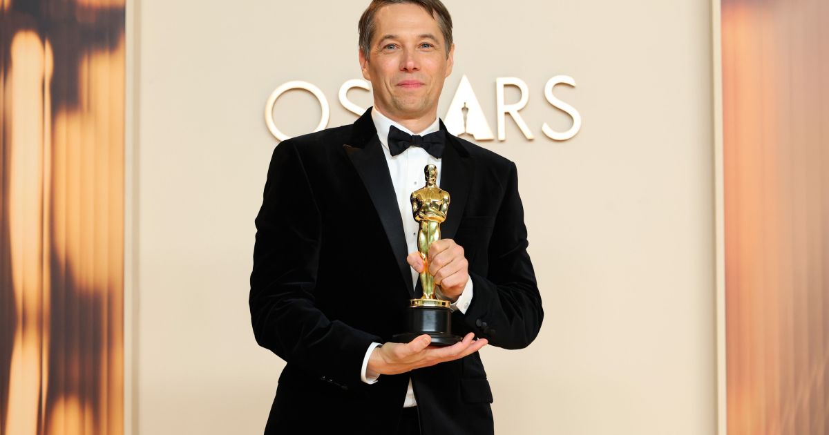 Sean Baker vence Oscar de Melhor Diretor por "Anora" | CNN Brasil