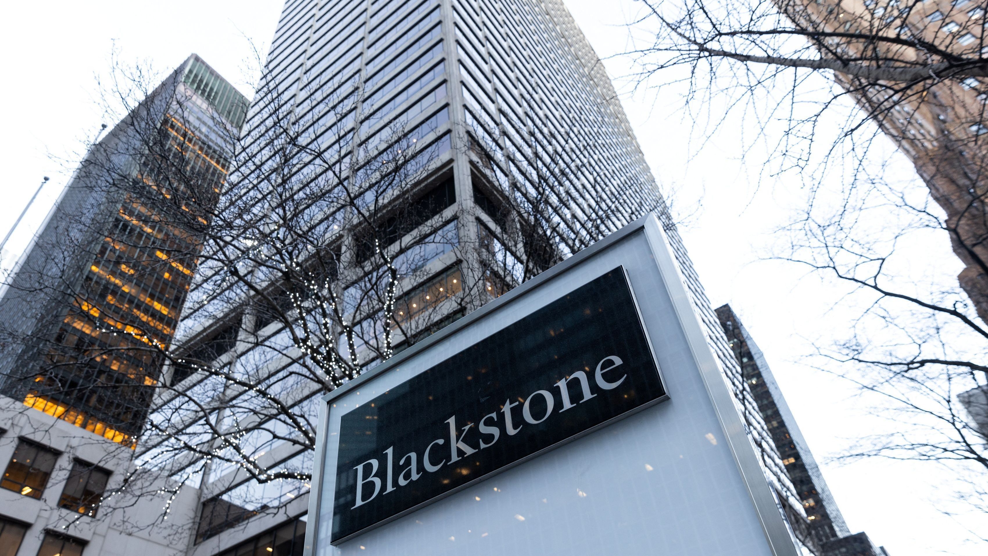 Lucro da Blackstone no 1º tri supera previsão com private equity e ...