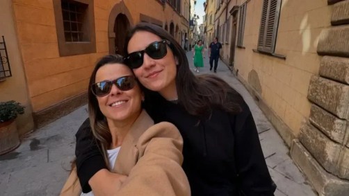 Apresentadora da ESPN pede namorada em casamento | CNN Brasil