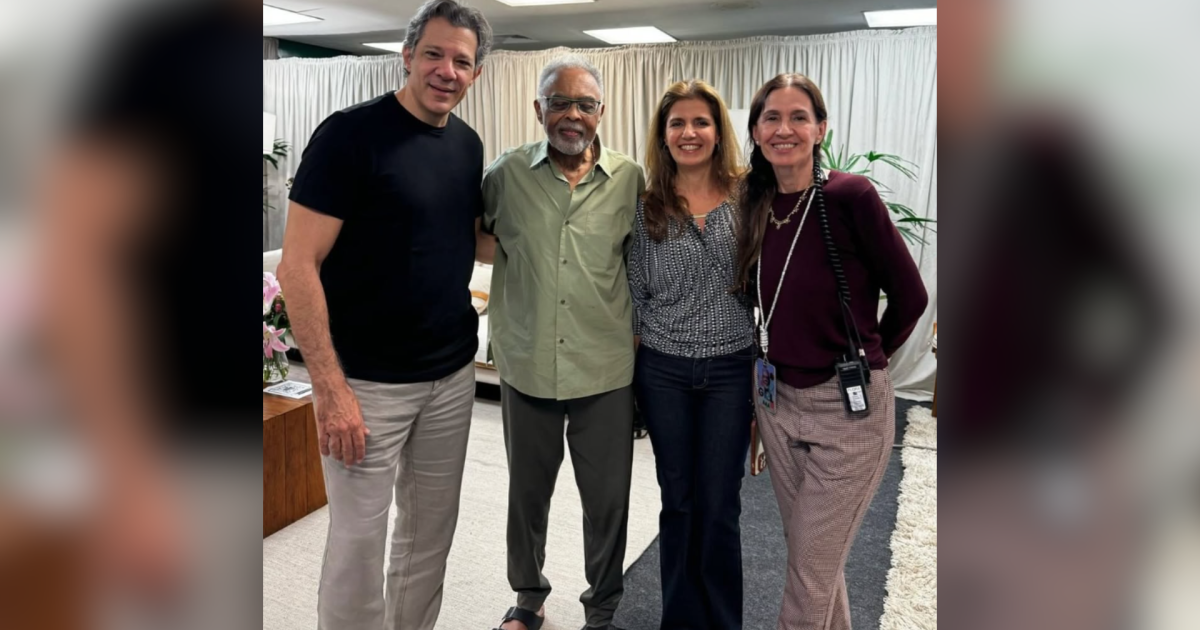 Em SP, Haddad vai ao show de Gilberto Gil: "Noite abençoada" | CNN Brasil