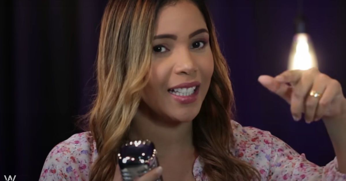 Quatro anos após acidente, cantora gospel Amanda Wanessa faz rara ...