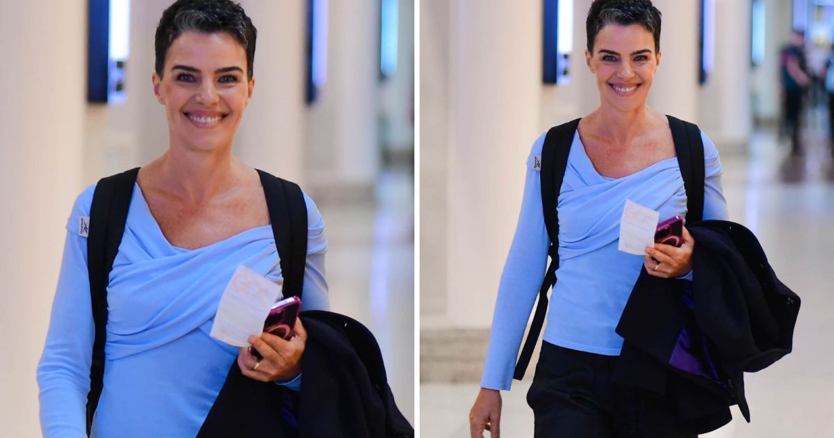 Ana Paula Arósio faz rara aparição em aeroporto e posa com fãs | CNN Brasil