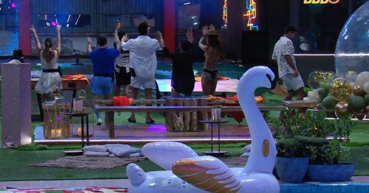 BBB25: Participantes ganham pool party na reta final | CNN Brasil