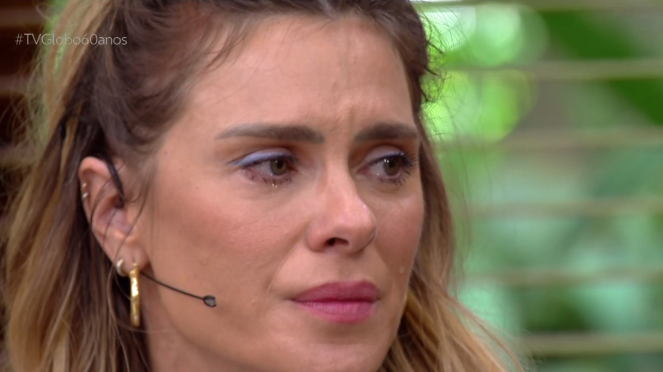 Carolina Dieckmann se emociona ao lembrar de papel em "Laços de Família ...