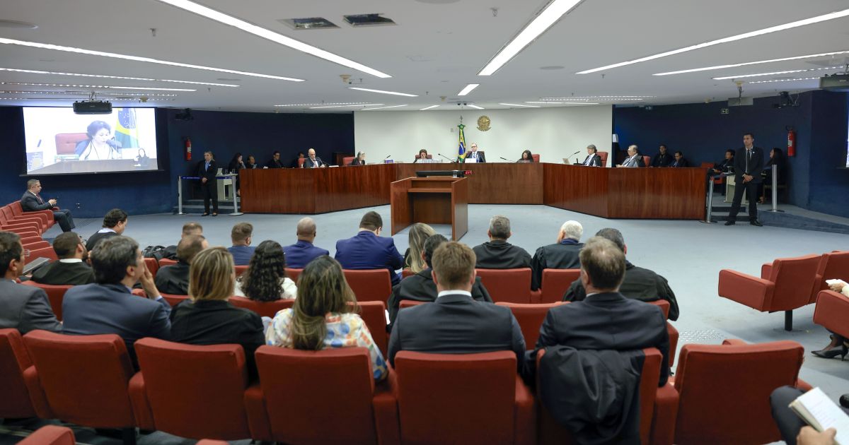 Entenda o que STF analisará em 1º julgamento da suposta trama golpista | CNN Brasil