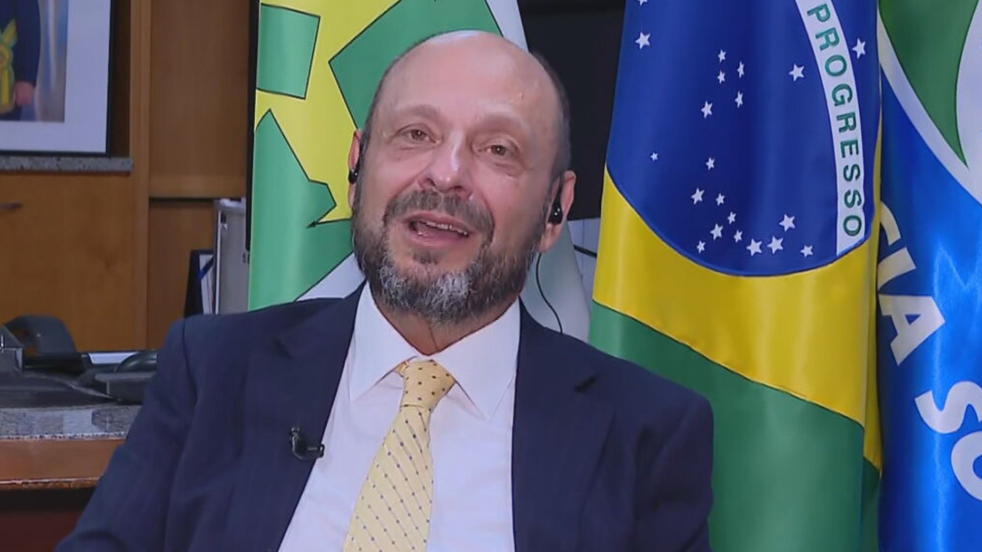 Descontos estão suspensos e precisam de novo modelo, diz presidente do ...