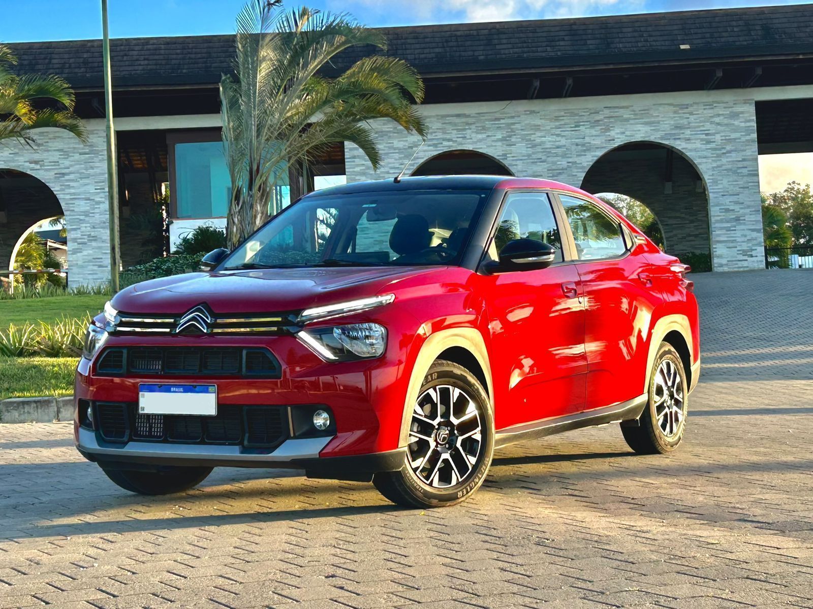 Citröen Basalt Shine: conheça a versão que tem “mimos” de carros mais ...