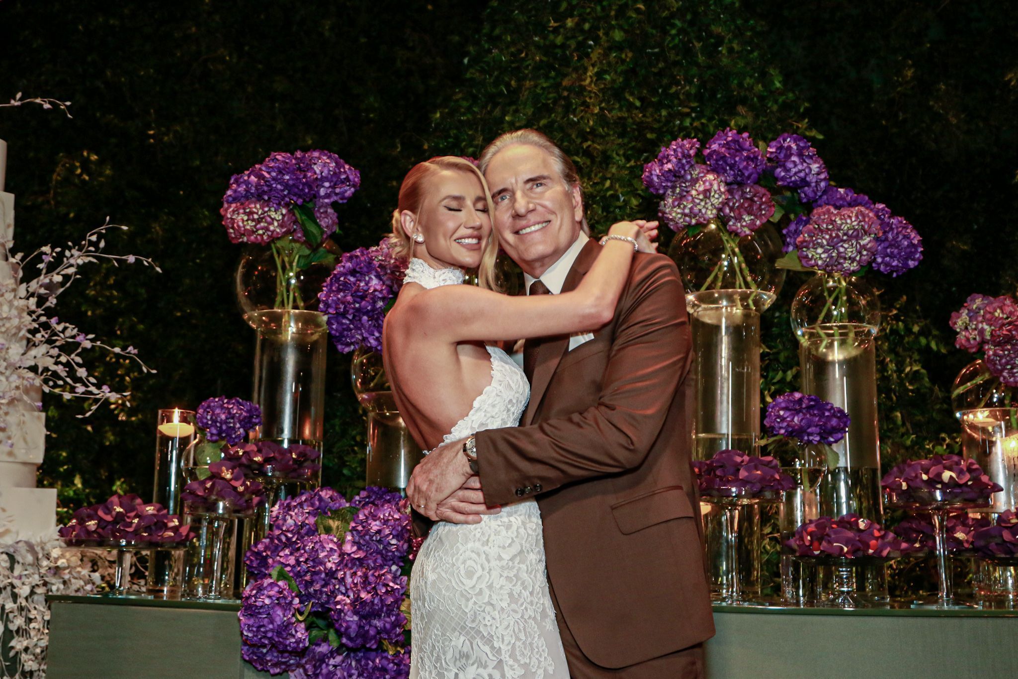 Ana Paula Siebert e Roberto Justus entram com processo após ataques a ...