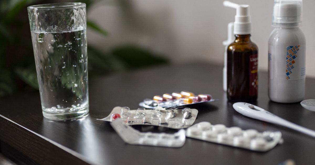 Benzodiazepínicos: entenda os riscos dos medicamentos "tarja preta ...
