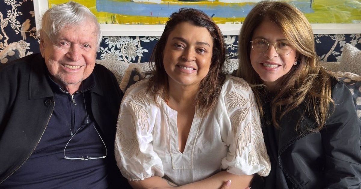 Em Nova York, Preta Gil recebe visita de Boni: "Amei" | CNN Brasil