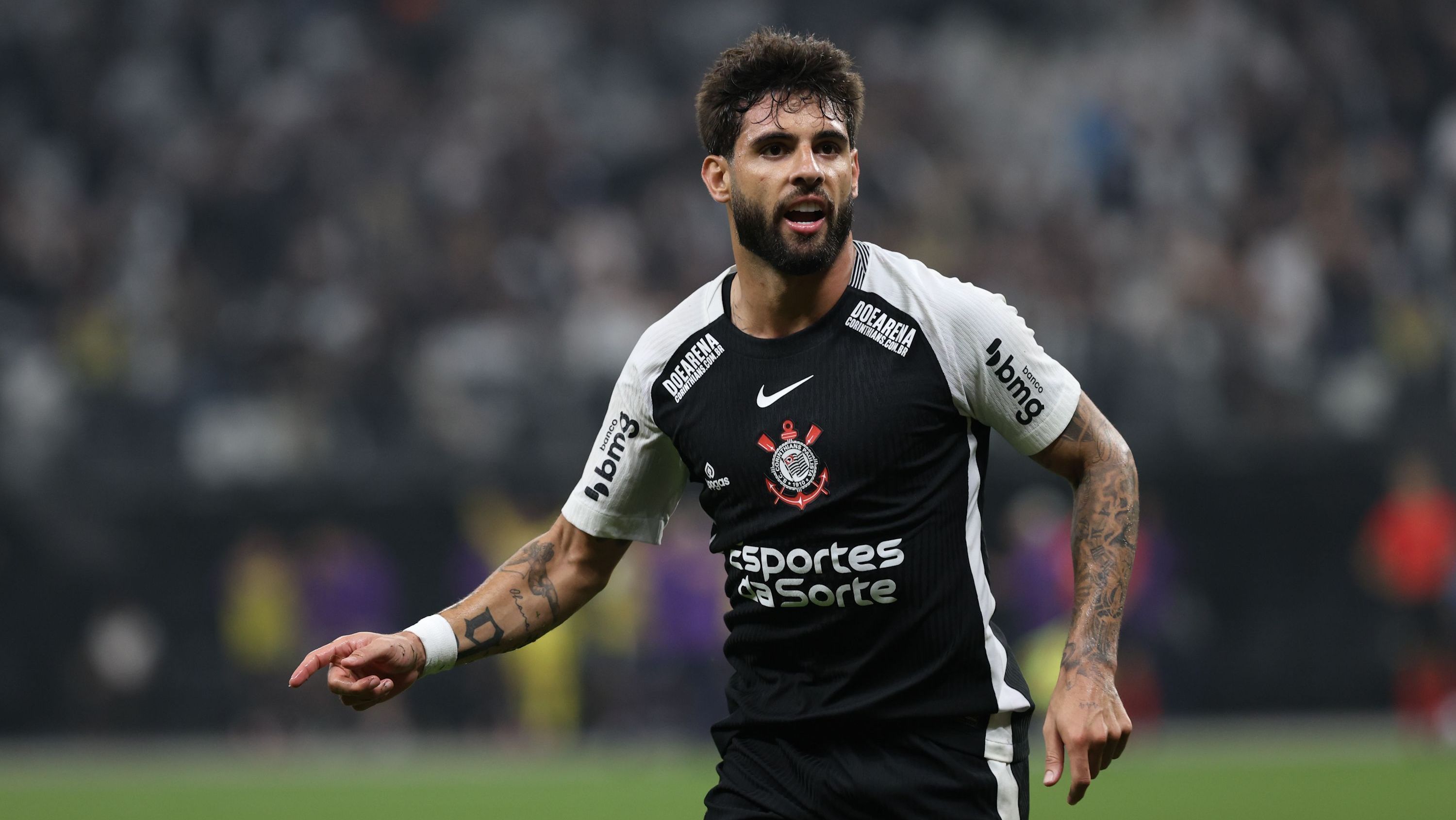 Corinthians acerta renovação com a Nike; veja tempo e valores | CNN Brasil