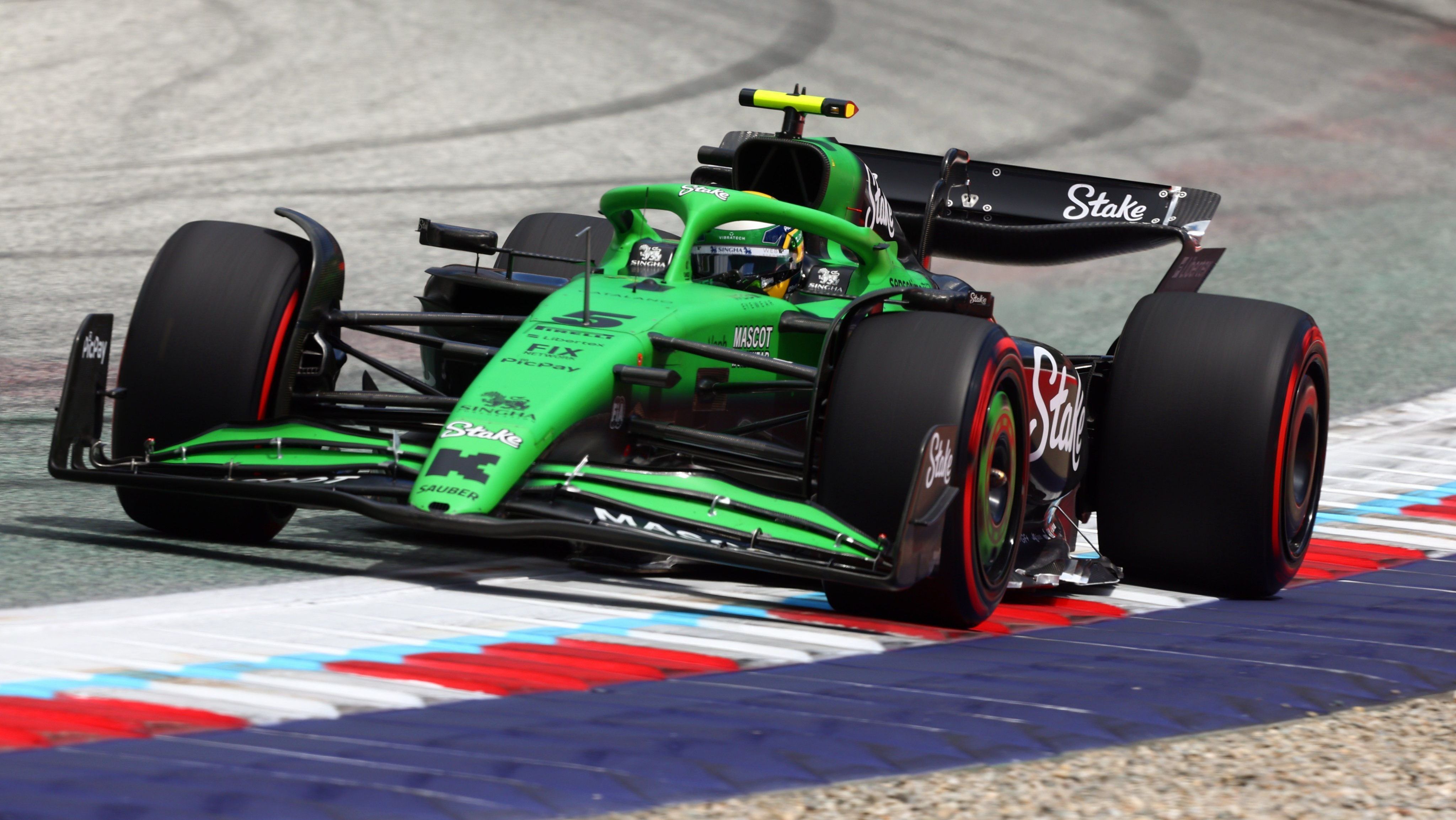 Gabriel Bortoleto faz história e conquista os primeiros pontos na ...