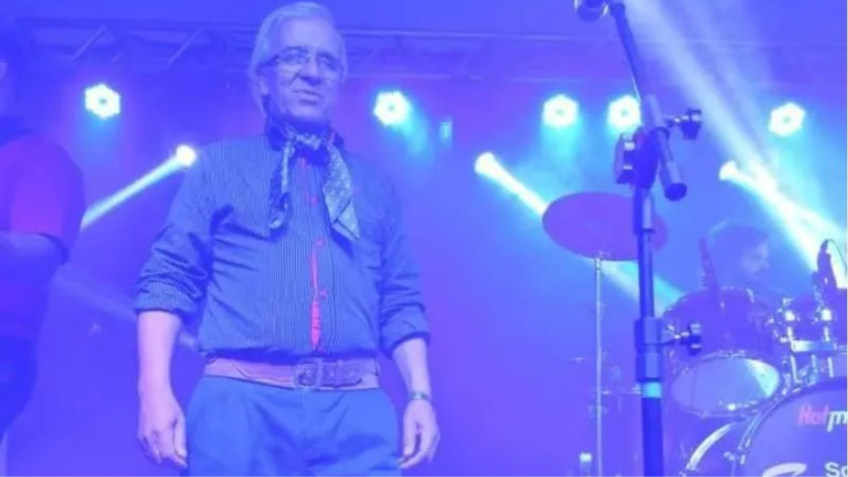 Quem era o vocalista da banda "Os Qüeras" que morreu se apresentando no RS | CNN Brasil