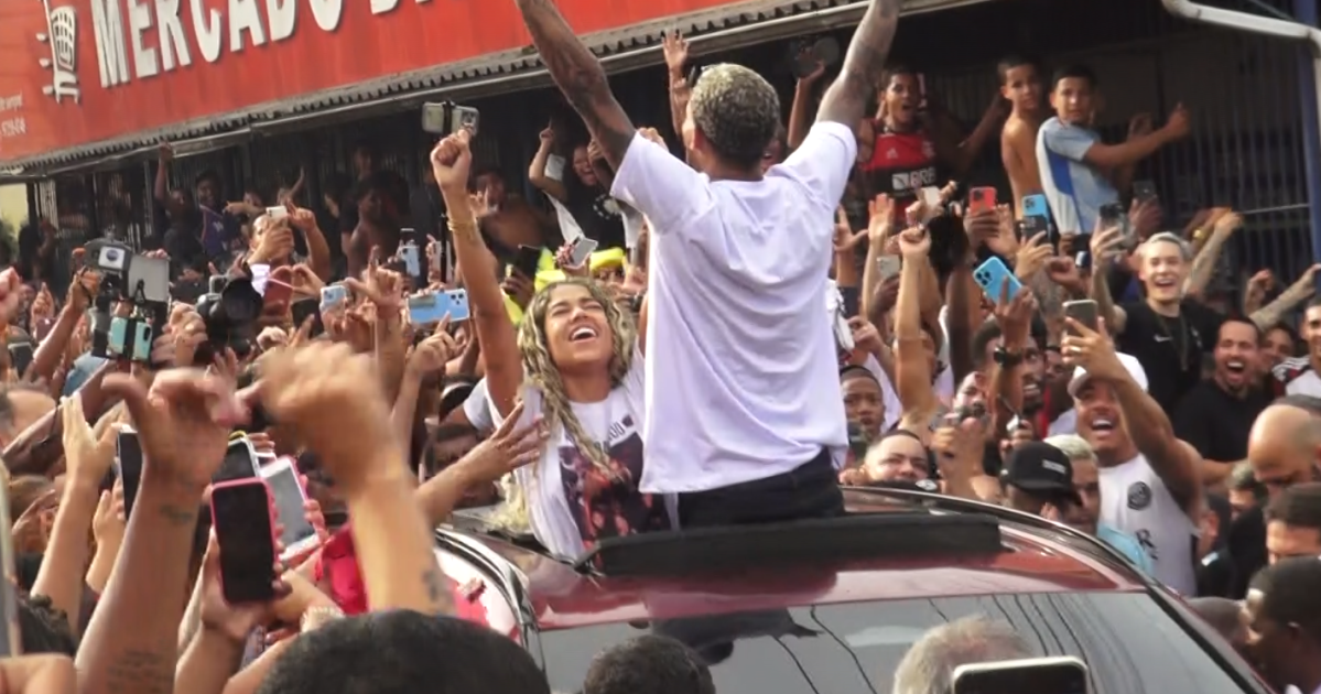 MC Poze do Rodo deixa prisão em carro de luxo no RJ; veja imagens | CNN Brasil