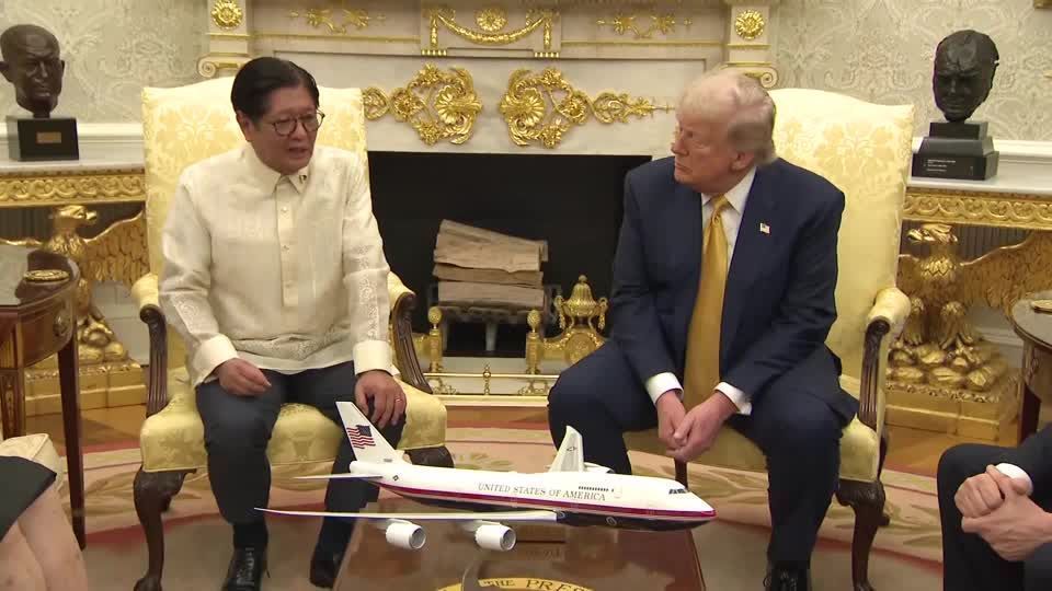 Trump anuncia acordo comercial com Filipinas e tarifa de 19% | CNN Brasil