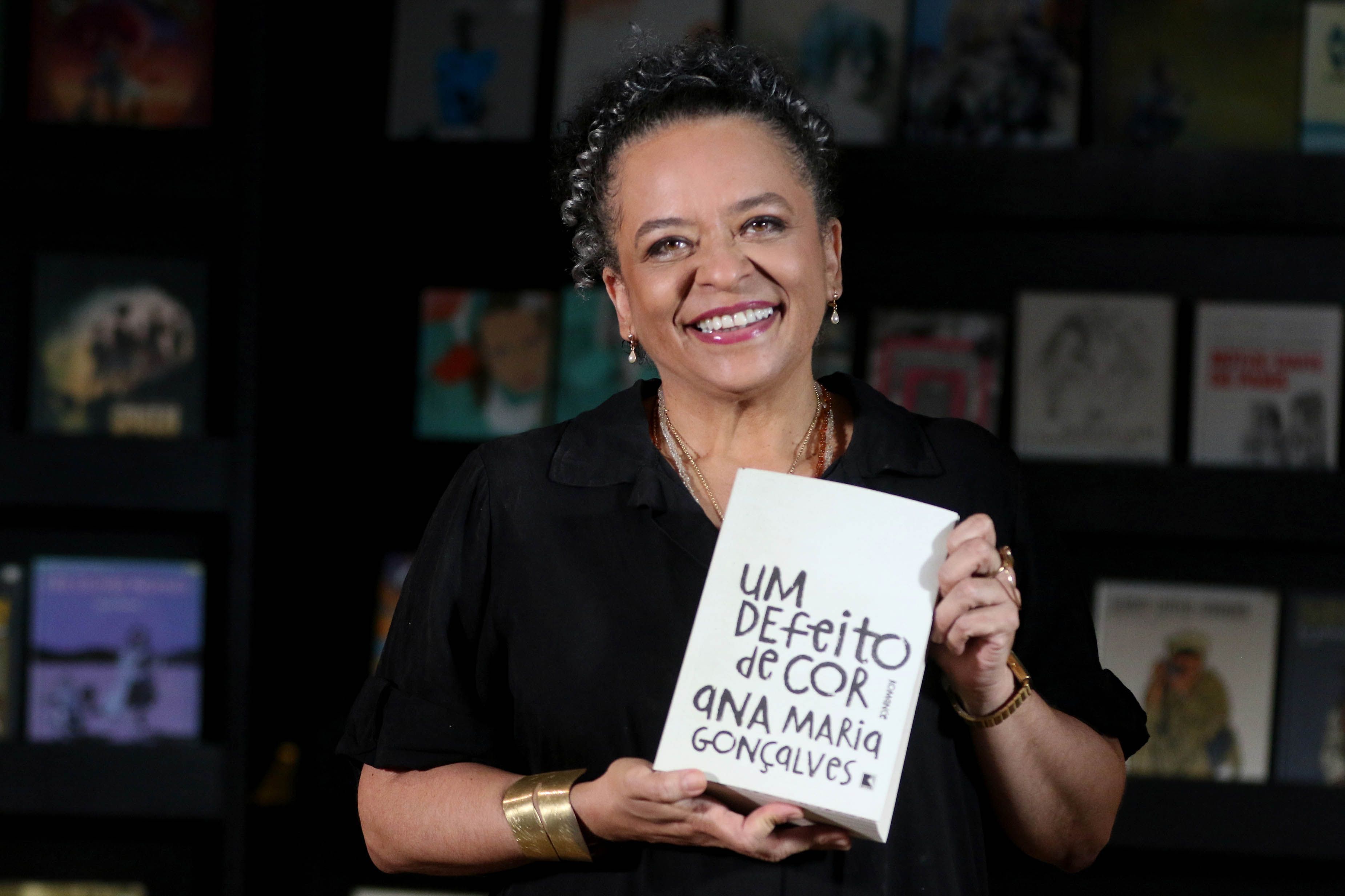 "Um defeito de cor" tem alta de buscas com Ana Maria Gonçalves na ABL ...