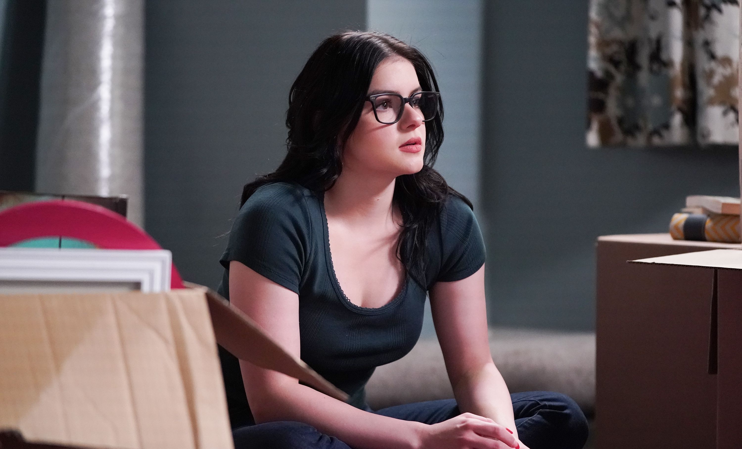 Atriz de "Modern Family" desabafa sobre assédio que sofreu na infância ...