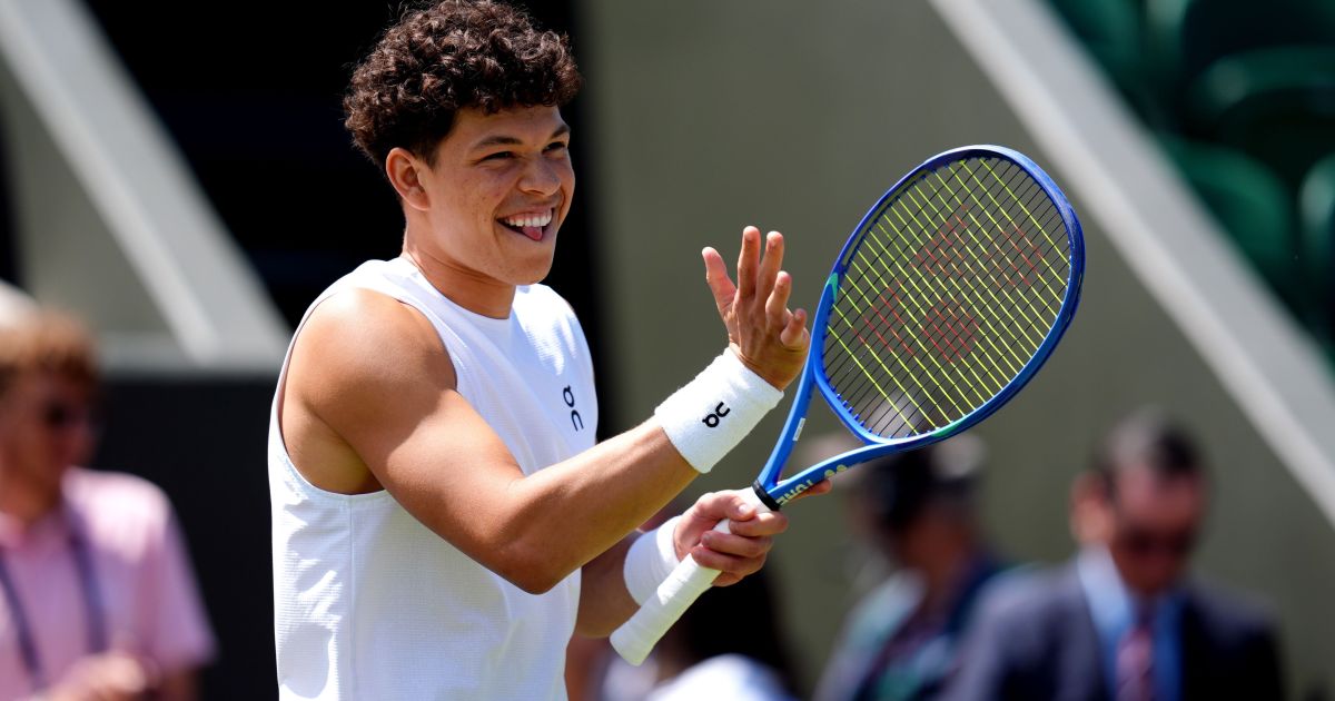 Tenista precisa de apenas 1 minuto para vencer rival em Wimbledon | CNN ...