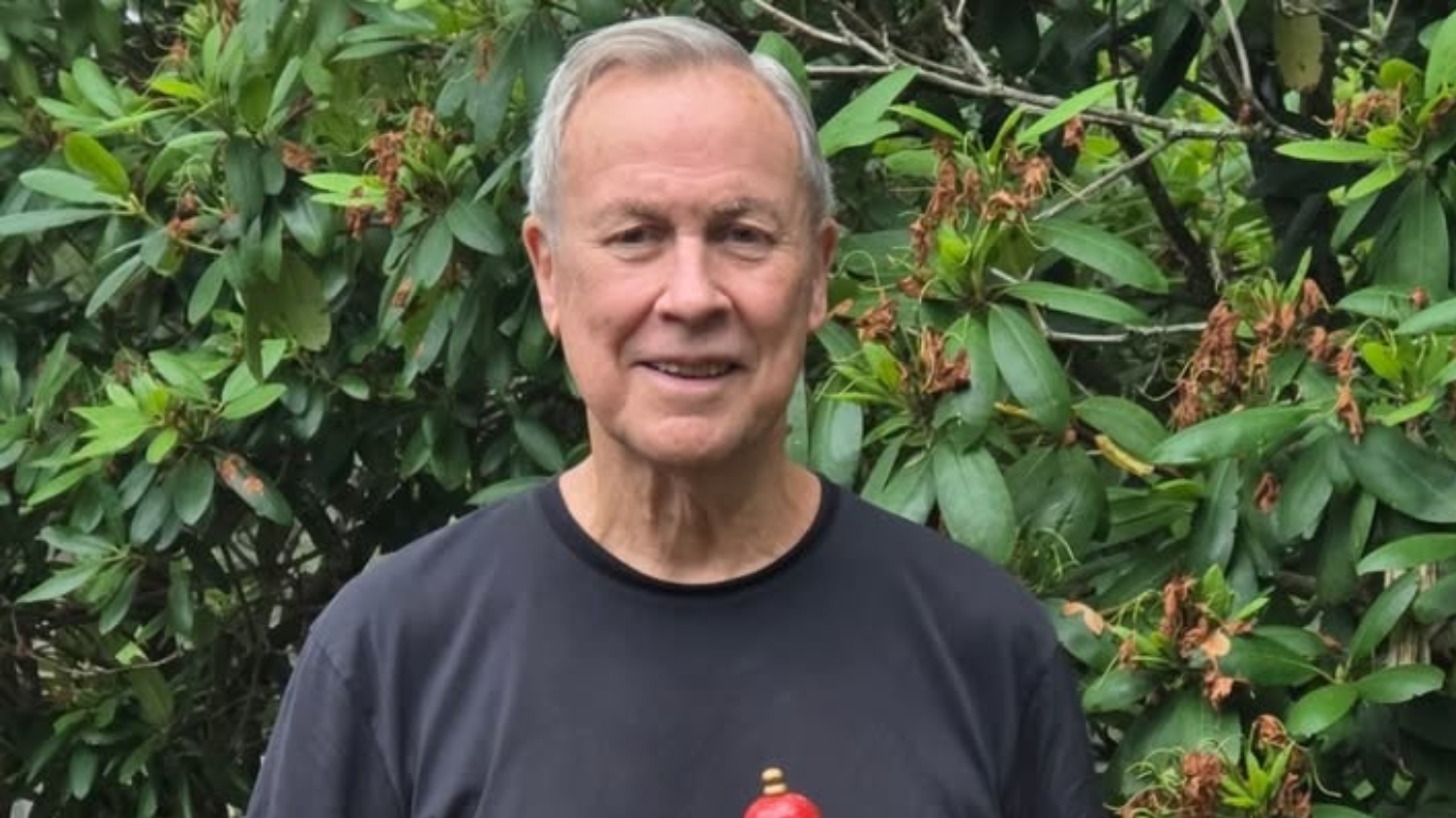 Morre Bob Wilson, diretor de teatro e ópera, aos 83 anos | CNN Brasil
