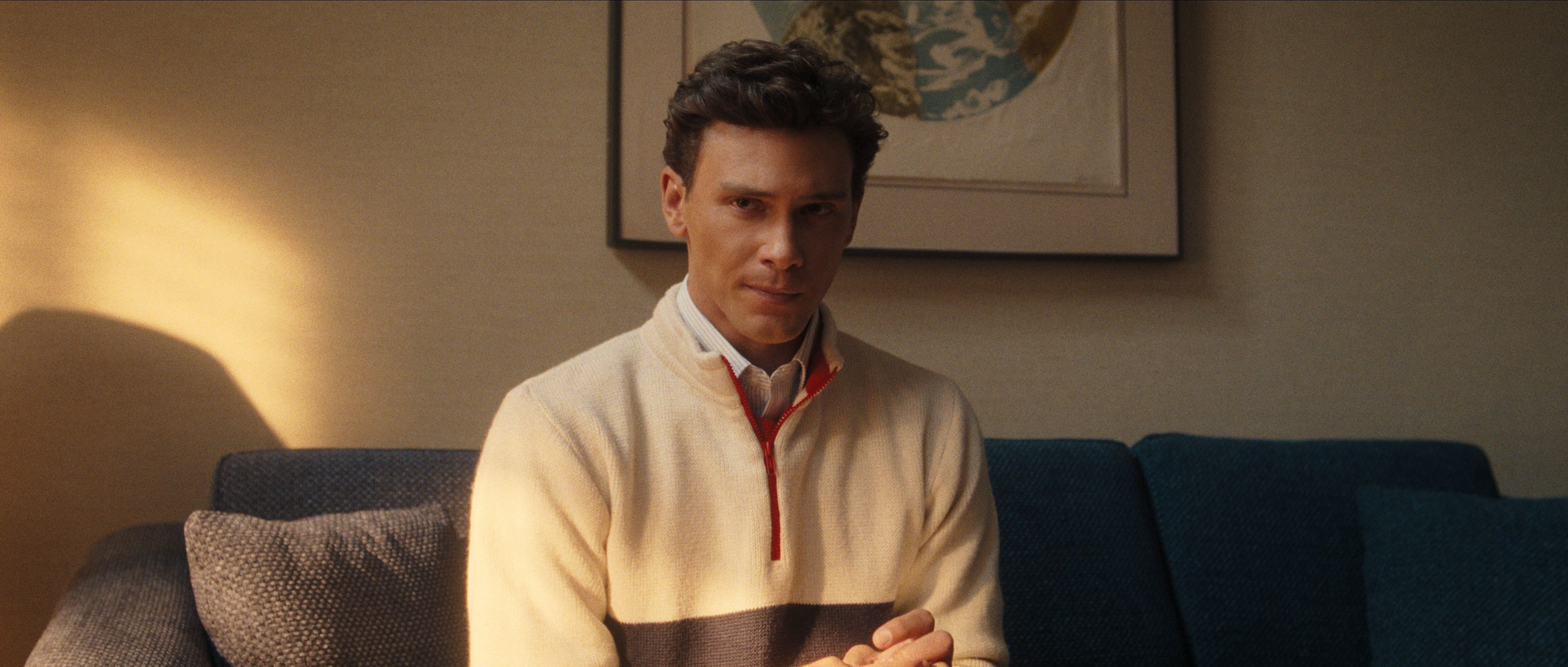 Ator de Erik Menendez em "Monstros" vai estrelar filme de Luca Guadagnino | CNN Brasil