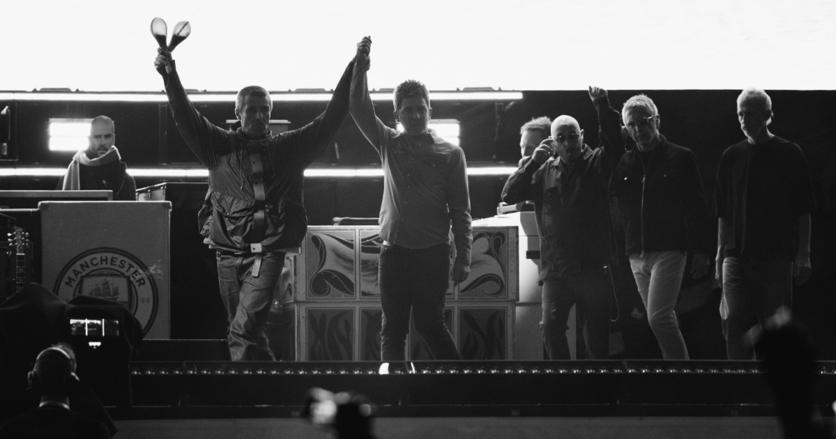 Oasis se apresenta após 16 anos de hiato; veja fotos | CNN Brasil