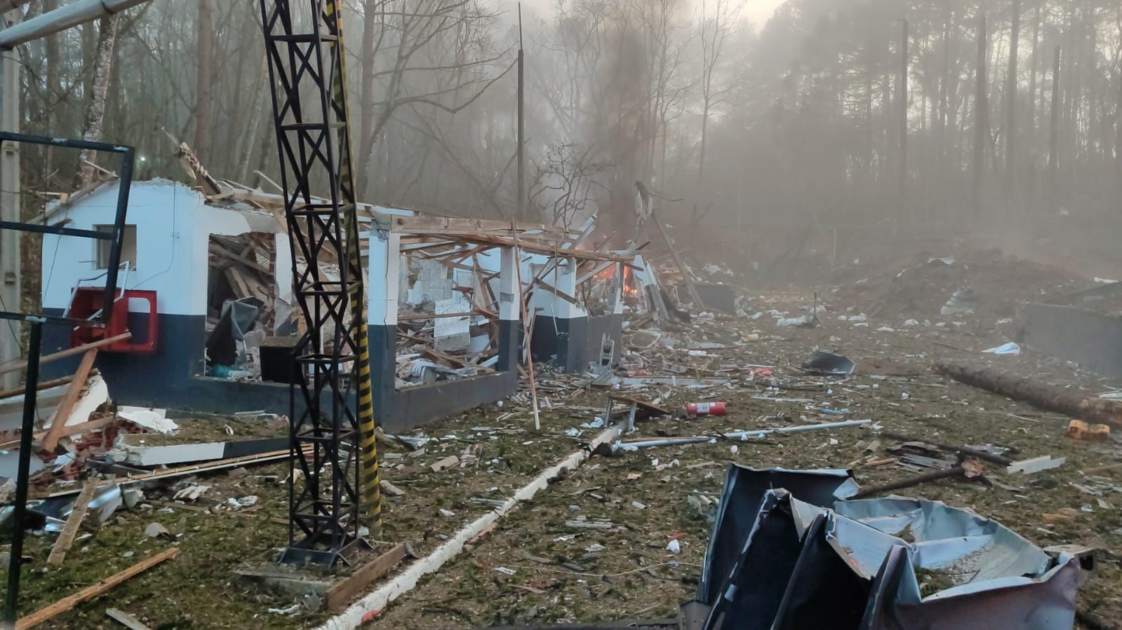 Imagens mostram estragos causados por explosão de fábrica em Curitiba ...