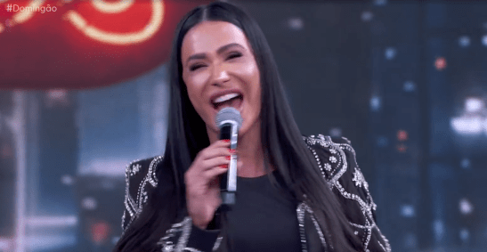 Gracyanne Barbosa se interessa por homem que gosta de abdominais na ...